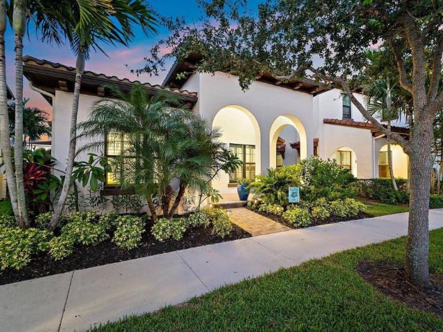 3 bedroom luxury Villa for sale in Palm Beach Gardens, Florida