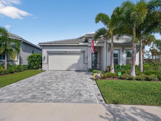 Luxury Villa for sale in Palm Beach Gardens, Florida