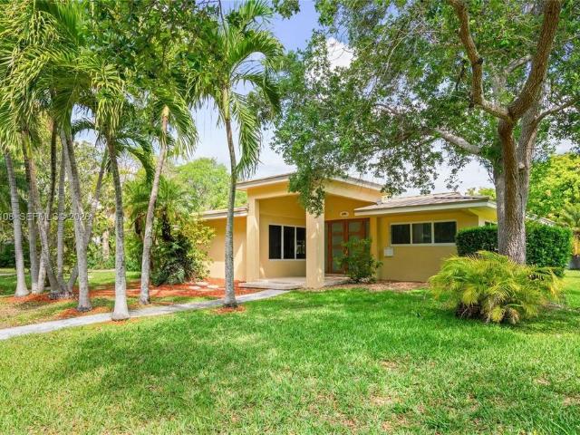 3 bedroom luxury Villa for sale in Palmetto Bay, Florida