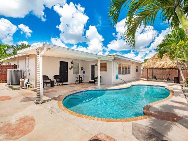 3 bedroom luxury Villa for sale in Pembroke Pines, Florida