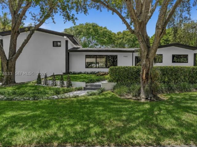 3 bedroom luxury Villa for sale in Pinecrest, United States