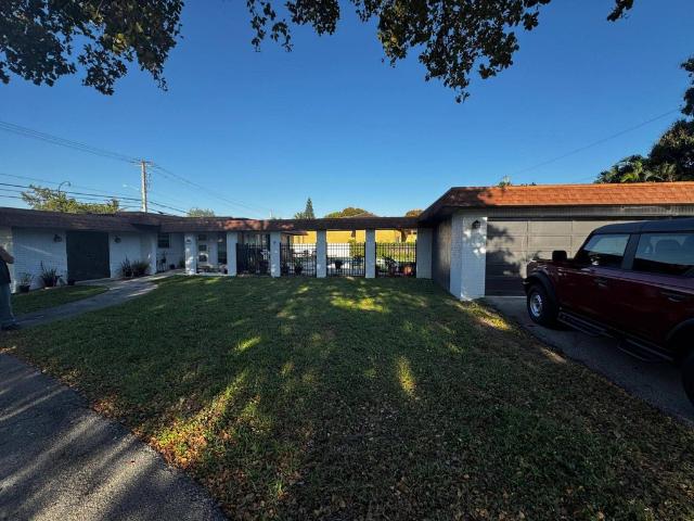 3 bedroom luxury Villa for sale in Plantation, Florida