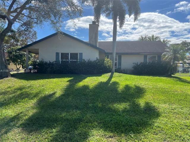 3 bedroom luxury Villa for sale in Plantation, Florida
