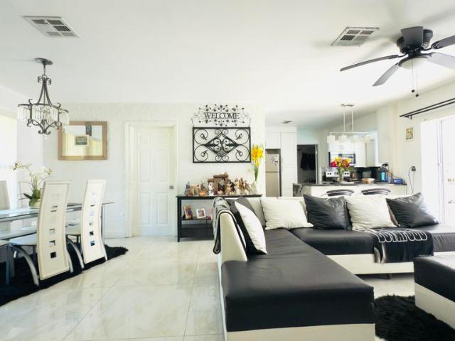 3 bedroom luxury Villa for sale in Pompano Beach, Florida