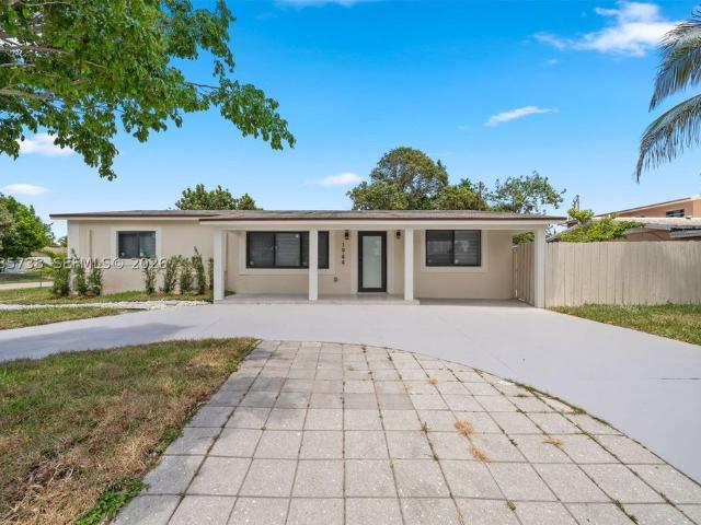 3 bedroom luxury Villa for sale in Pompano Beach, Florida