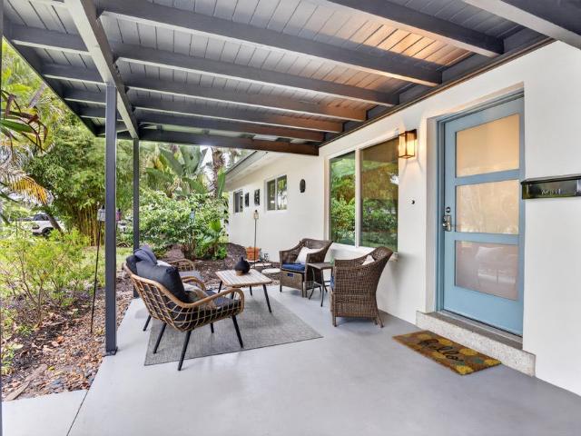 3 bedroom luxury Villa for sale in Pompano Beach, Florida
