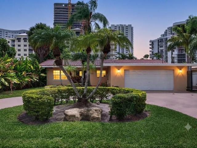 3 bedroom luxury Villa for sale in Pompano Beach, Florida