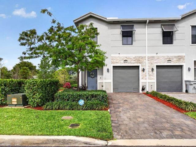 3 bedroom luxury Villa for sale in Pompano Beach, Florida