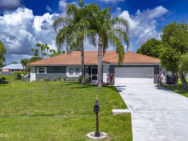 3 bedroom luxury Villa for sale in Port Saint Lucie, Florida