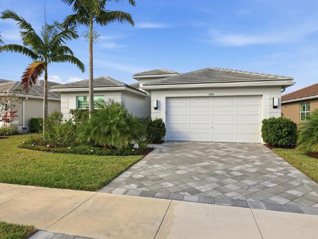 3 bedroom luxury Villa for sale in Port Saint Lucie, Florida