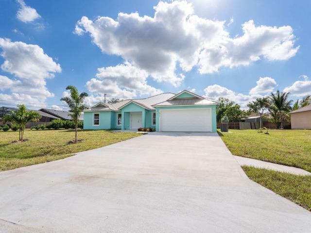 Luxury Villa for sale in Port Saint Lucie, Florida