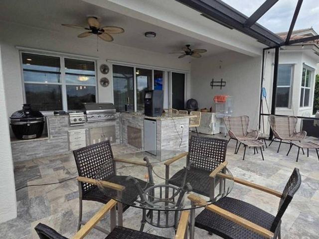 Luxury Villa for sale in Royal Palm Beach, United States