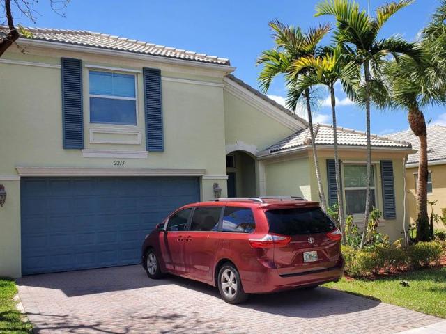 3 bedroom luxury Villa for sale in Royal Palm Beach, Florida