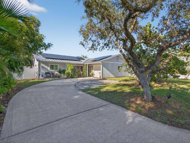 3 bedroom luxury Villa for sale in Stuart, United States