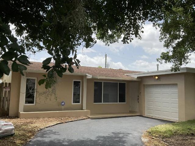 3 bedroom luxury Villa for sale in Sunrise, Florida