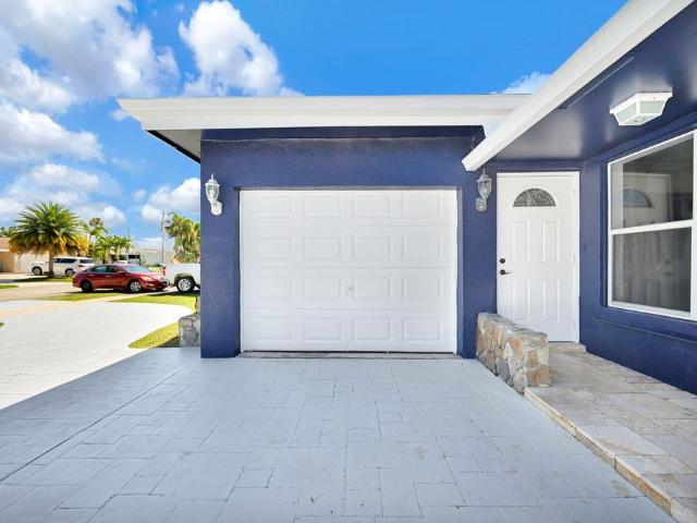 3 bedroom luxury Villa for sale in Sunrise, United States