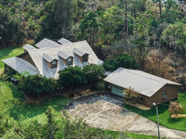 3 bedroom luxury Villa for sale in Sebring, Florida