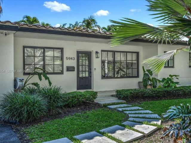 3 bedroom luxury Villa for sale in South Miami, United States