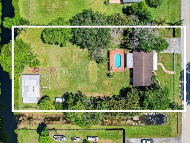 3 bedroom luxury Villa for sale in Southwest Ranches, Florida