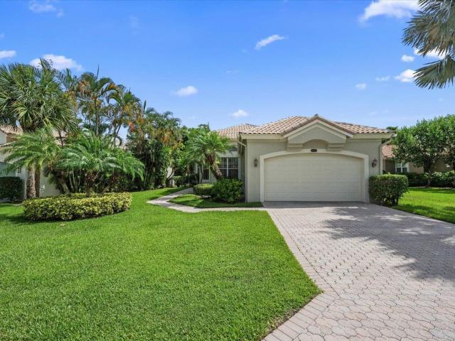 3 bedroom luxury Villa for sale in Wellington, Florida