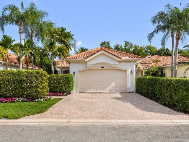 3 bedroom luxury Villa for sale in Wellington, Florida