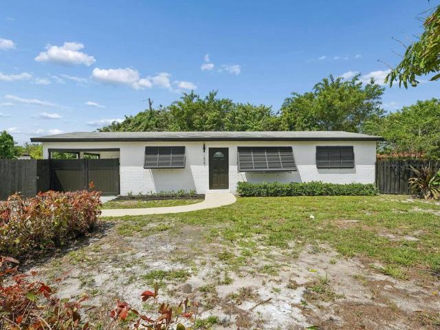 3 bedroom luxury Villa for sale in West Palm Beach, Florida