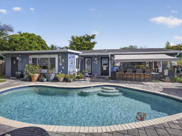 3 bedroom luxury Villa for sale in West Palm Beach, Florida