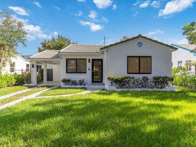 3 bedroom luxury Villa for sale in West Palm Beach, Florida