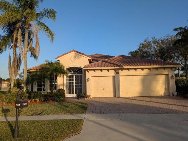 3 bedroom luxury Villa for sale in West Palm Beach, Florida