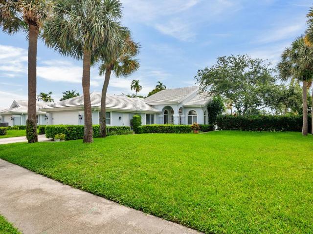 3 bedroom luxury Villa for sale in West Palm Beach, Florida