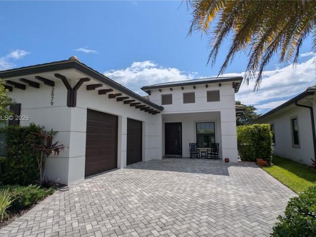 3 bedroom luxury Villa for sale in West Palm Beach, Florida