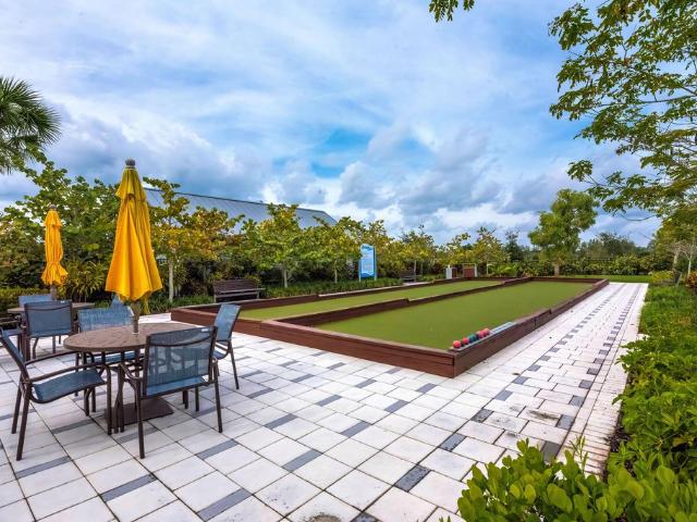 3 bedroom luxury Villa for sale in Westlake, Florida