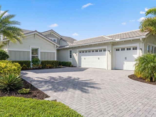3 bedroom luxury Villa for sale in Westlake, Florida