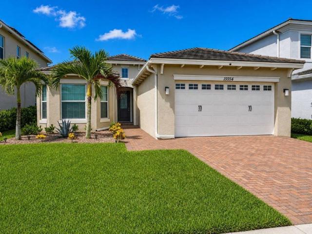 3 bedroom luxury Villa for sale in Westlake, Florida
