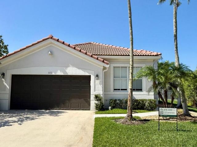 3 bedroom luxury Villa for sale in Weston, Florida