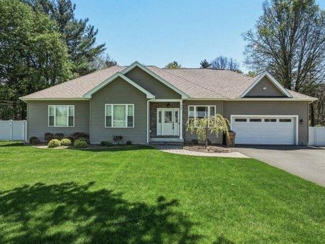 3 bedroom, Ludlow MA 01056 103437236