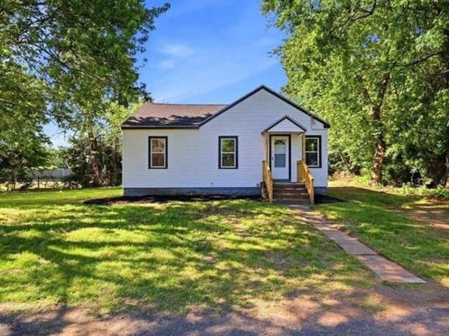 3 bedroom, Ludlow MA 01056 104543158