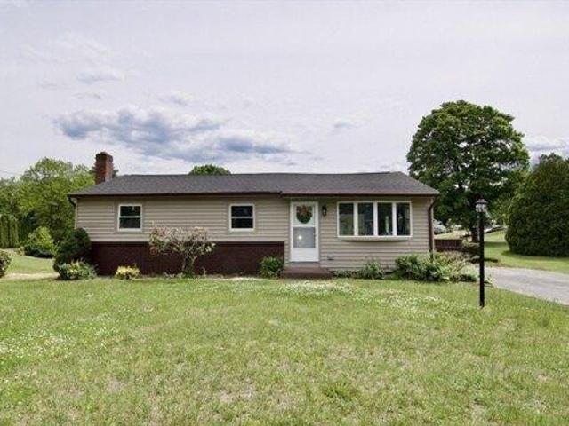 3 bedroom, Ludlow MA 01056 104849212