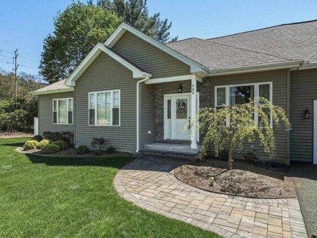3 bedroom, Ludlow MA 01056 104808880