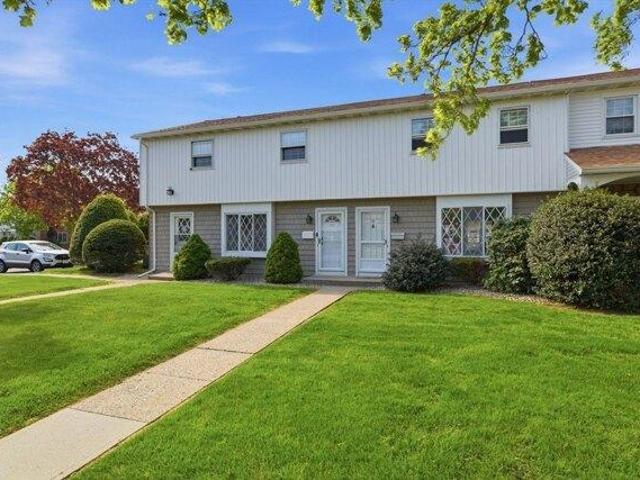 3 bedroom, Ludlow MA 01056 105013671