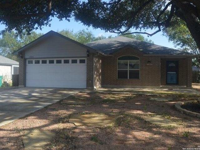 3 bedroom, Lytle TX 78052 94130452