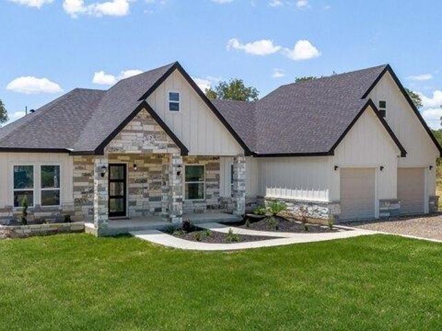 3 bedroom, Lytle TX 78052 94141586