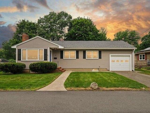3 bedroom, Lynn MA 01904 104445210
