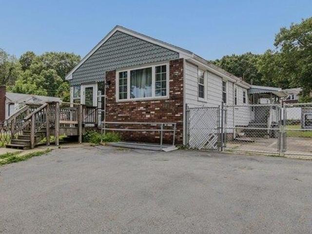 3 bedroom, Lynn MA 01905 105082620