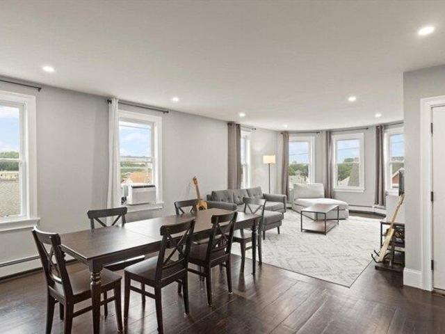 3 bedroom, m MA 01970 104606282