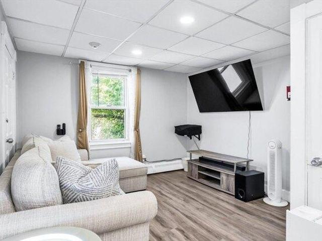 3 bedroom, m MA 01970 104375573