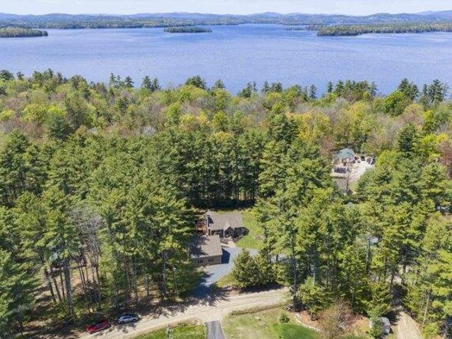 3 bedroom, Moultonborough NH 03254 LS102479265