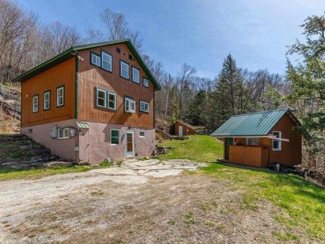 3 bedroom, Mount Holly VT 05730 LS102216390