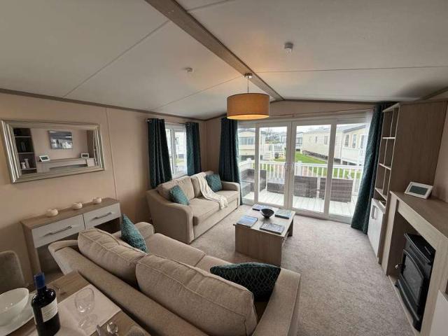 3 Bedroom Mobile Home
