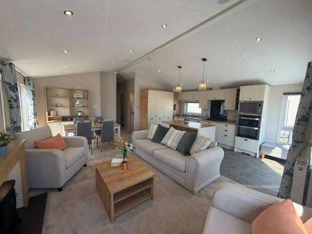 3 Bedroom Mobile Home